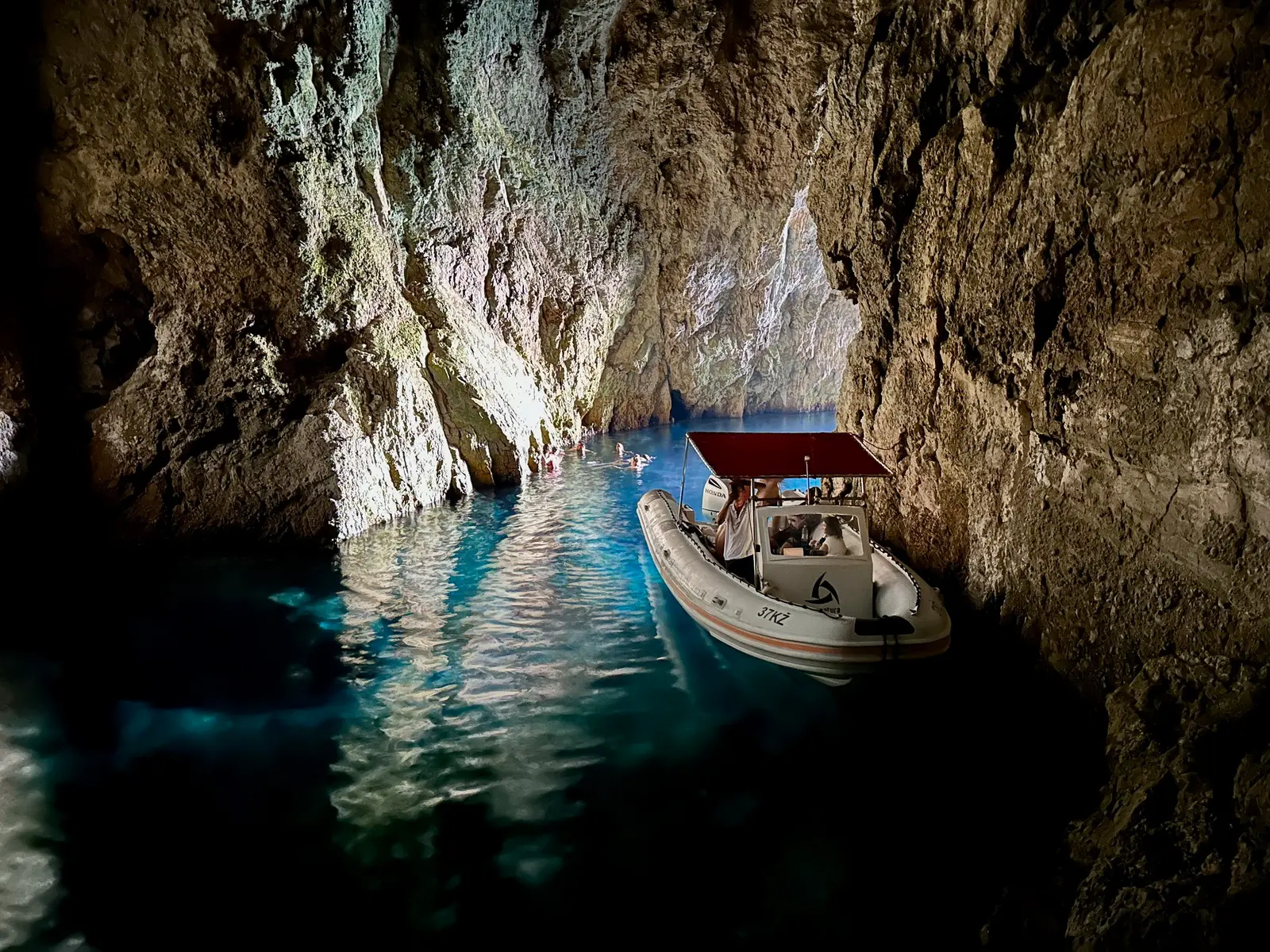 BLUE CAVE & MONK SEAL CAVE - Alternatura Komiza, Island Vis, travel agency